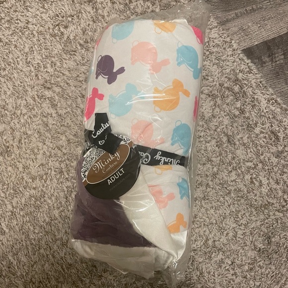 Minky Couture | Bedding | Brand New Minky Couture Easter Bunny Adult ...